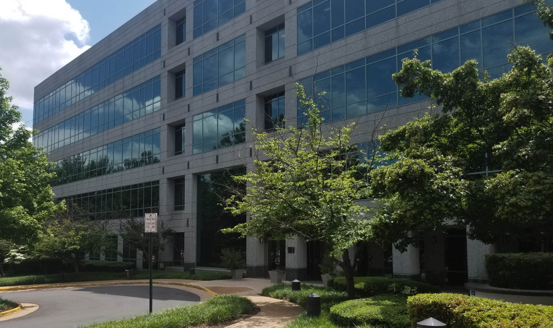 McLean Tysons Orthopedic Surgery Center - Constitution Surgery Alliance